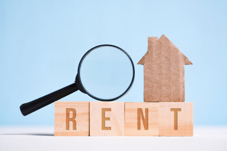 How to correctly account for first and last month's rent